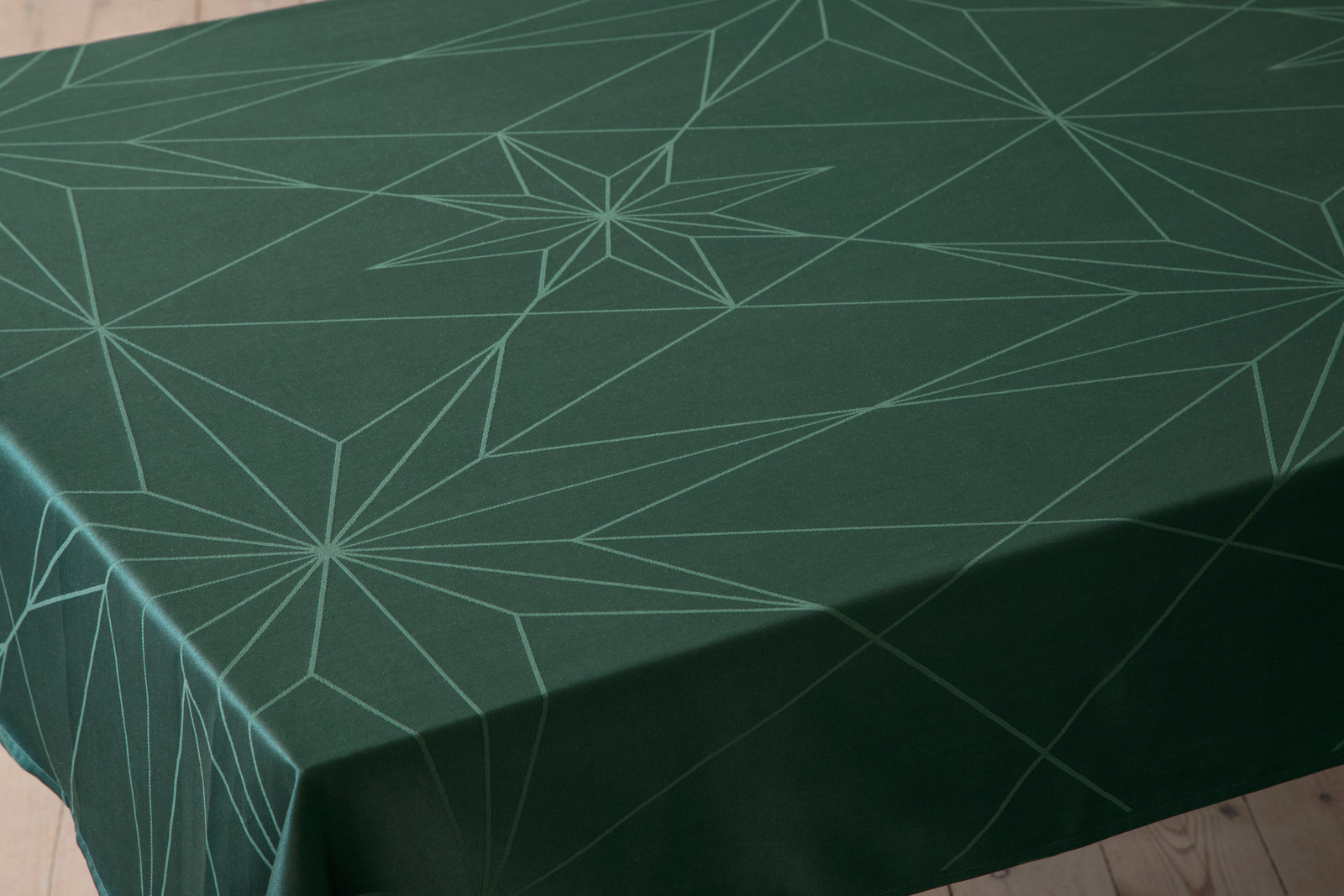 novoform STARS tablecloth 370 cm - spruce green